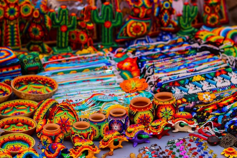 Discover the ancestral legacy of the Wixaritari people at the Riu Plaza ...