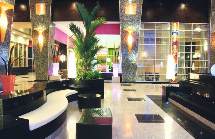 The Hotel Riu Plaza Panama has everything you need for a perfect stay ...