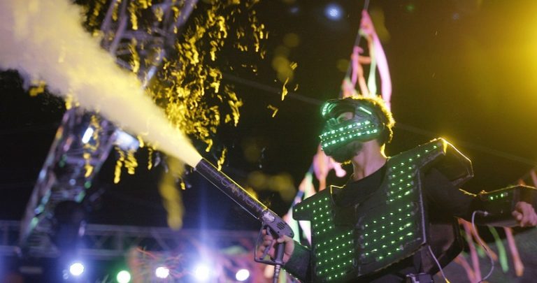 The Riu Pool Party and Luis Riu’s passion for music | Blog RIU.com