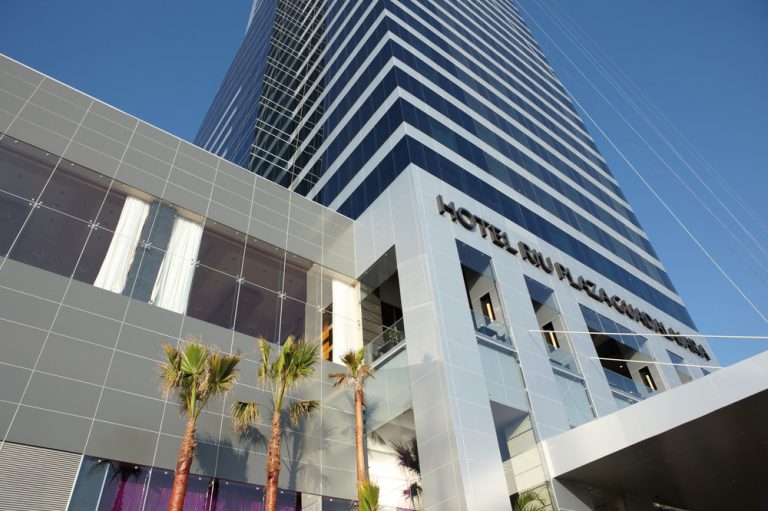 Luis Riu takes stock of 10 years of Riu Plaza | Blog RIU.com