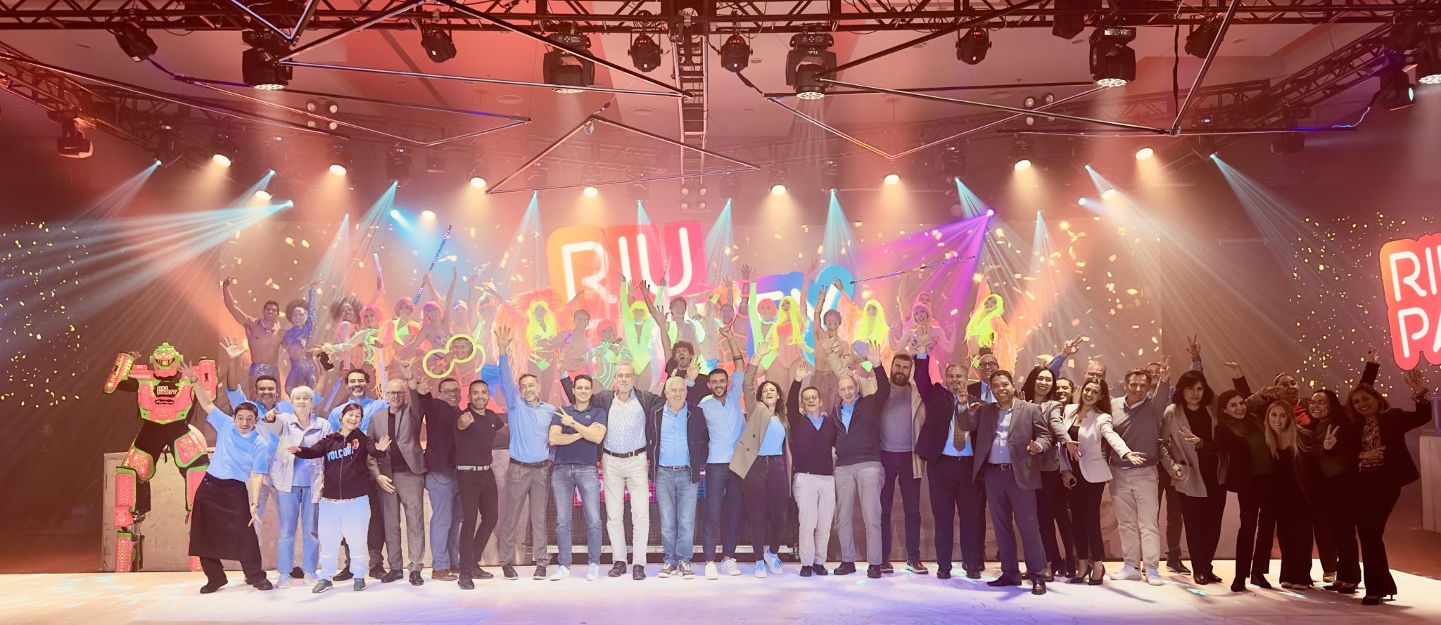 RIU Hotels & Resorts 25th Anniversary Party in Mexico | RIU.com Blog