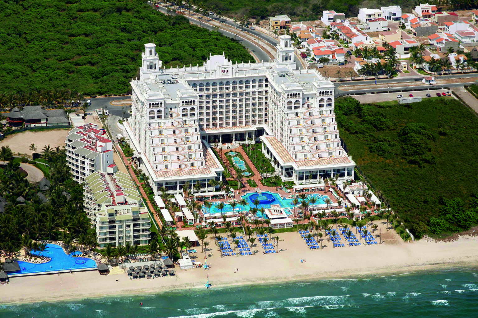 RIU presents the before and after at Riu Palace Pacifico| Blog RIU.com