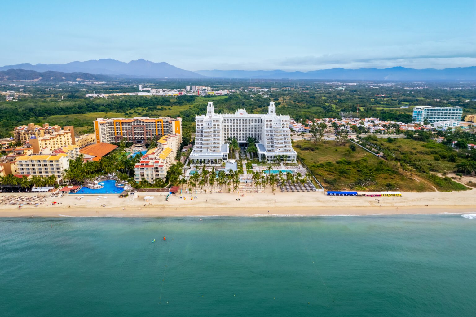 RIU presents the before and after at Riu Palace Pacifico| Blog RIU.com