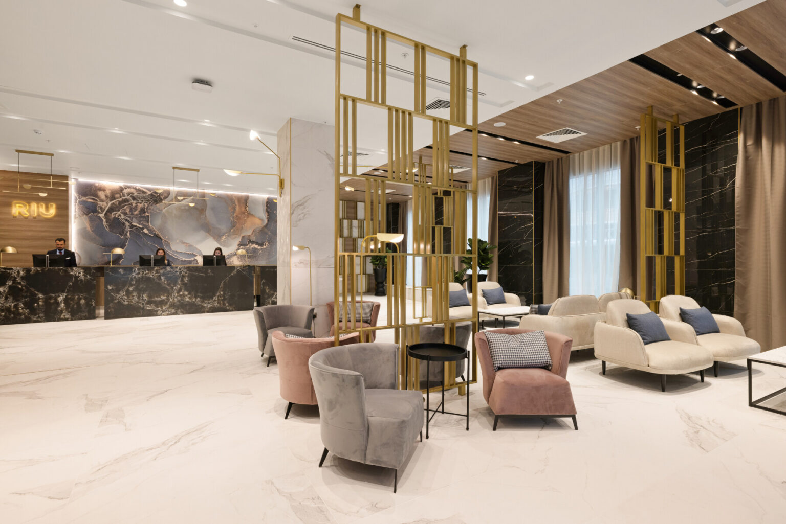 The Riu Plaza London Victoria is one year old | RIU.com Blog