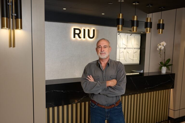 A record-breaking opening for the new Riu Plaza Toronto