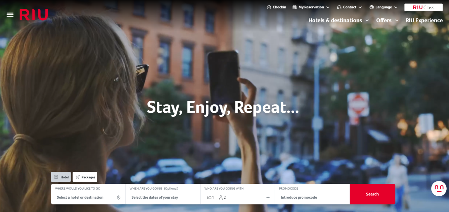RIU Hotels | How to book online and Riu Class advantages